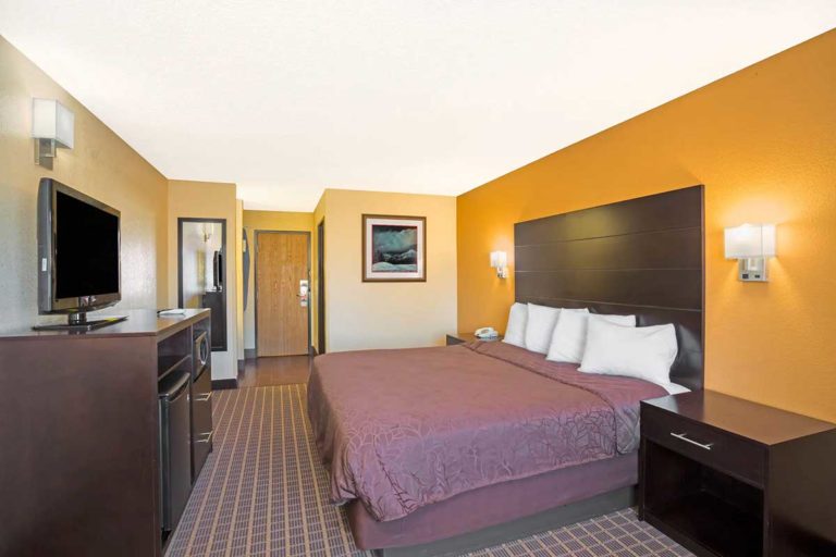 Howard Johnson Express Inn | Hotels in Williams Arizona